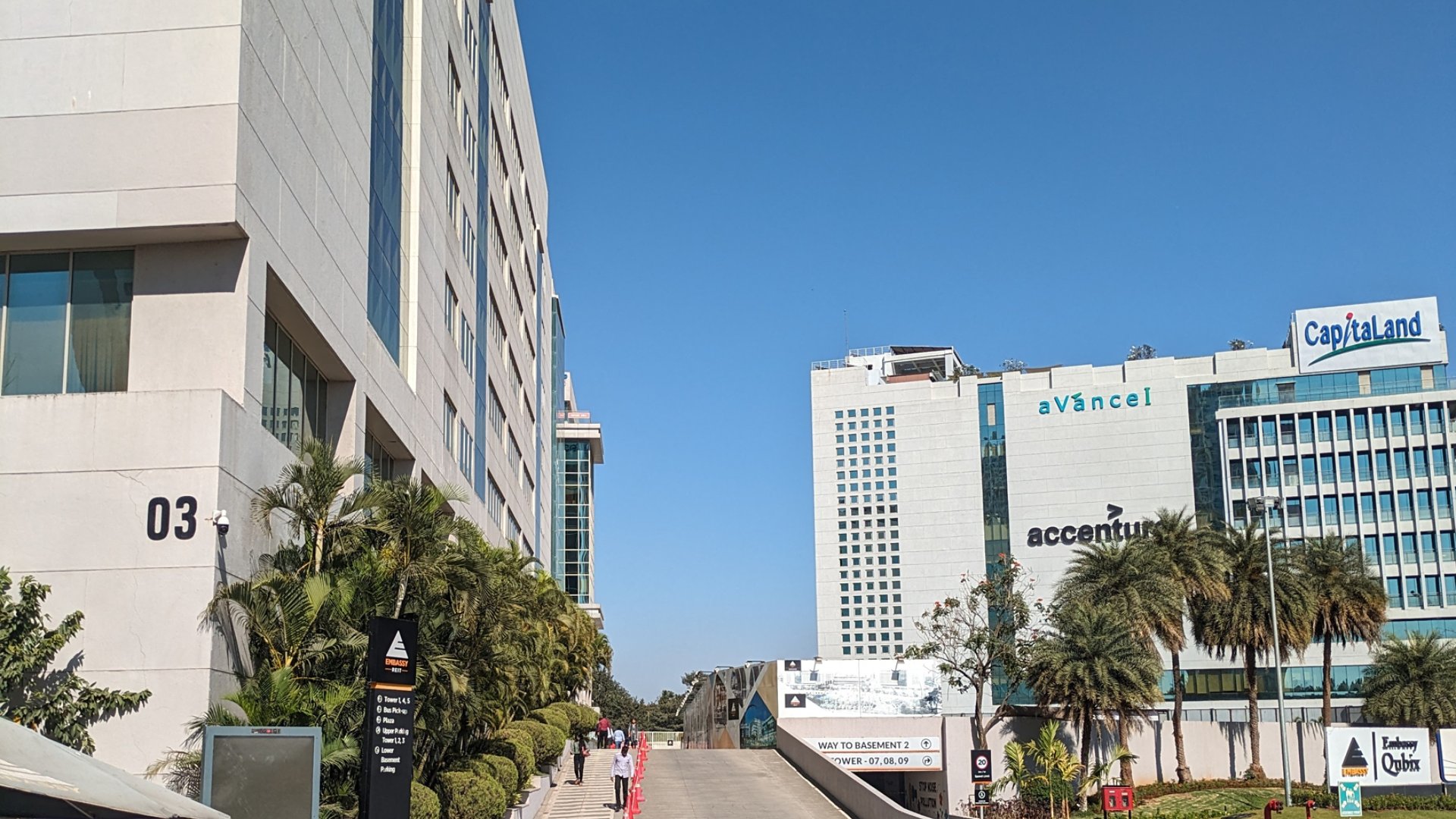 ビジネスコンサルタントの新卒1年目：仕事内容と成長したポイント | アクセンチュア